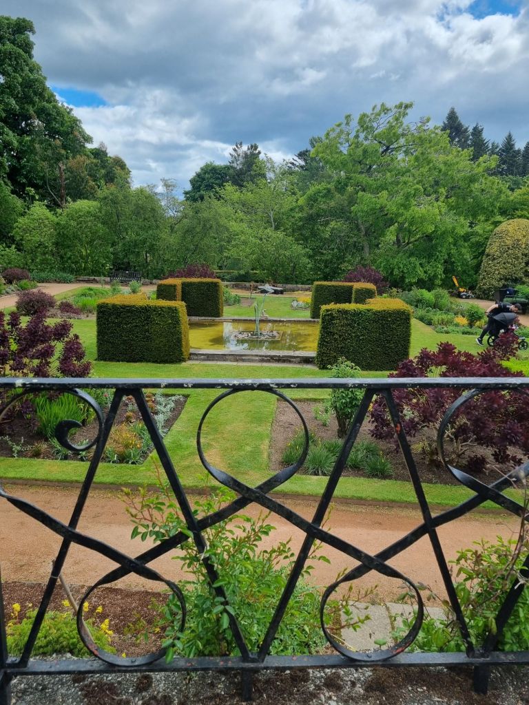 Crathes Castle in the Scottish Highlands – Charis White Interiors